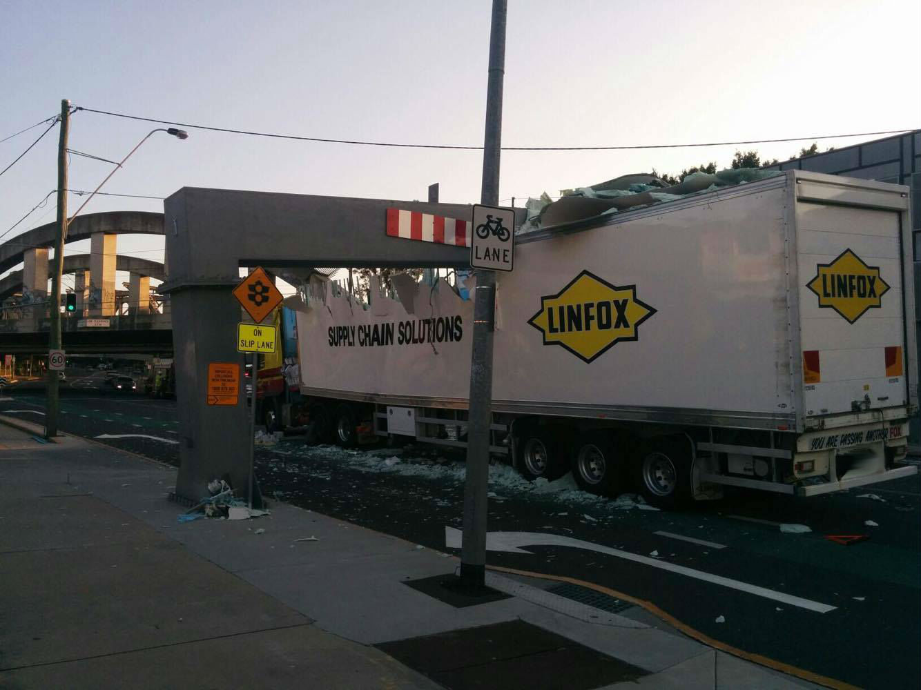 Overheight Truck - 2GB