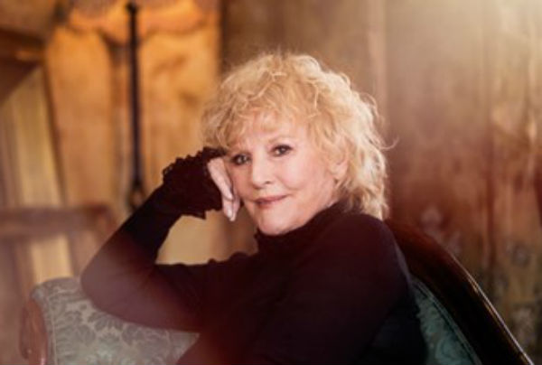 Petula Clark returns to Australia
