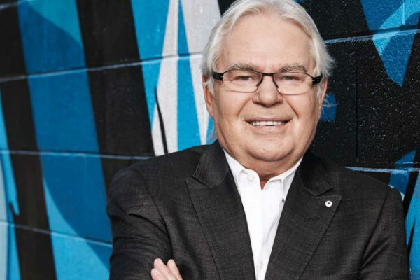 Remembering Les Murray