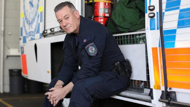 Hero Cop Saves Couple