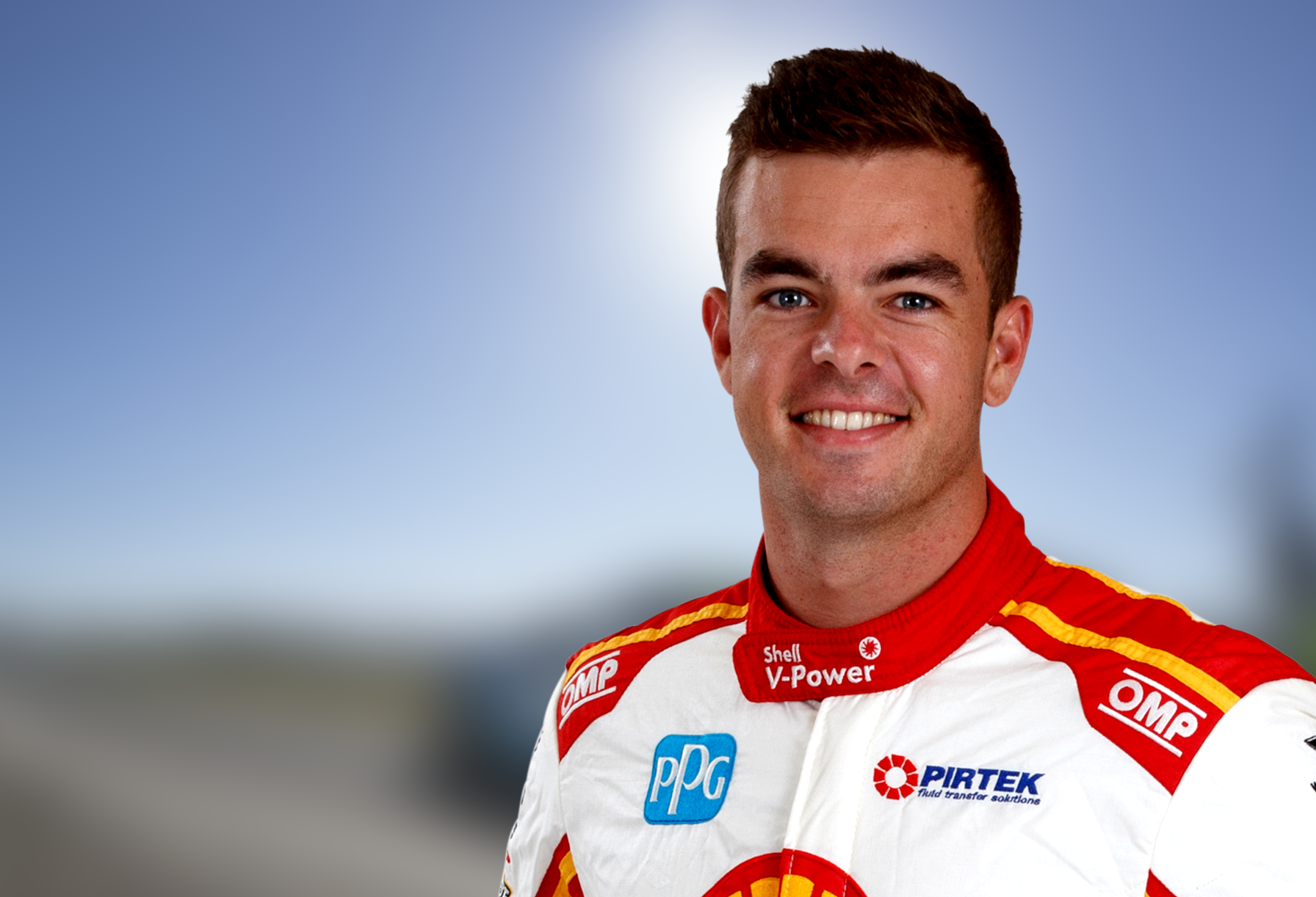Scott McLaughlin Racing for His Maiden Title