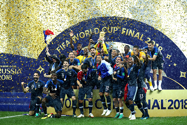 France crowned FIFA World Cup Champions - 2GB