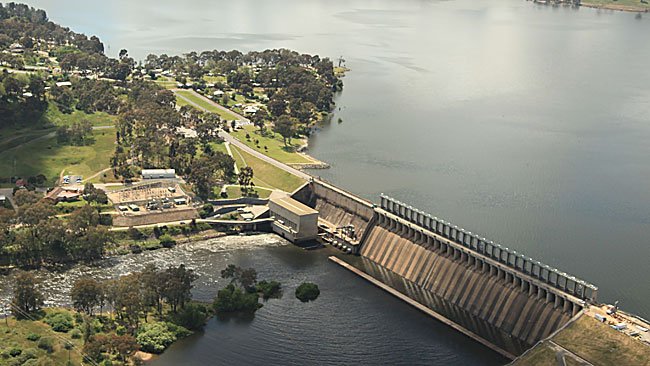 Focus turns to conserving water along the Murray River