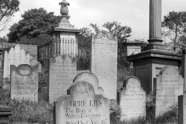 History of the Devonshire Street Cemetery