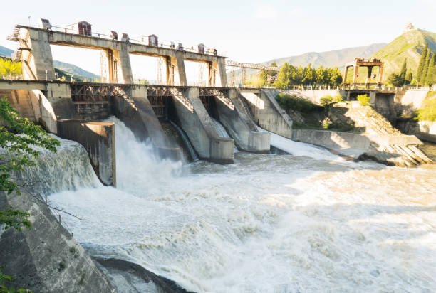 Using dam infrastructure to mitigate future flood risks