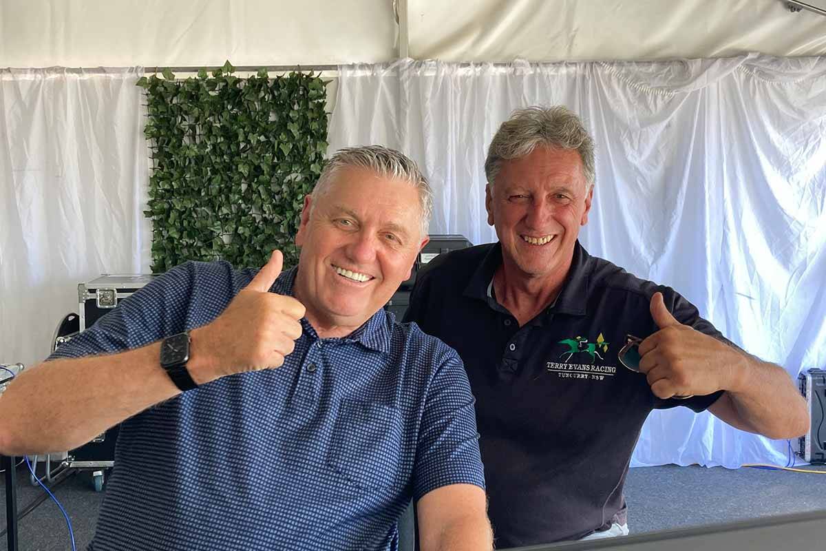 Ray Hadley broadcasts live from Tuncurry-Forster Jockey Club
