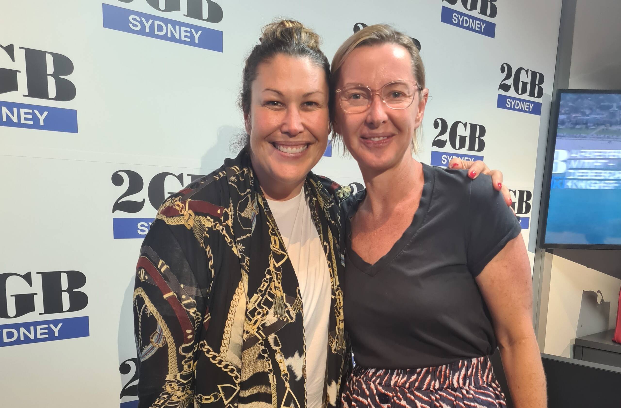 Catherine Alcorn stars in 'The Divine Miss Bette' at Darlinghurst Theatre