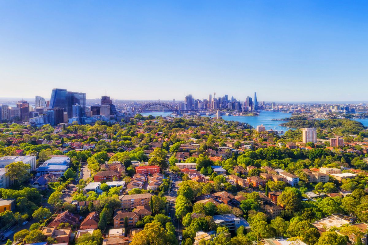 Why Melbourne's population is growing faster than Sydney's