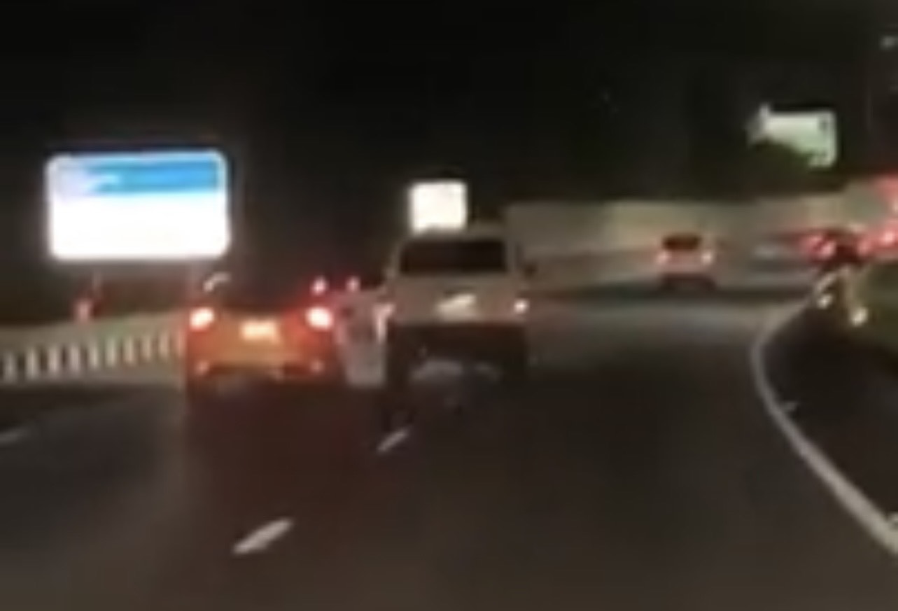 Terrifying footage of road rage incident: Family lucky to be alive