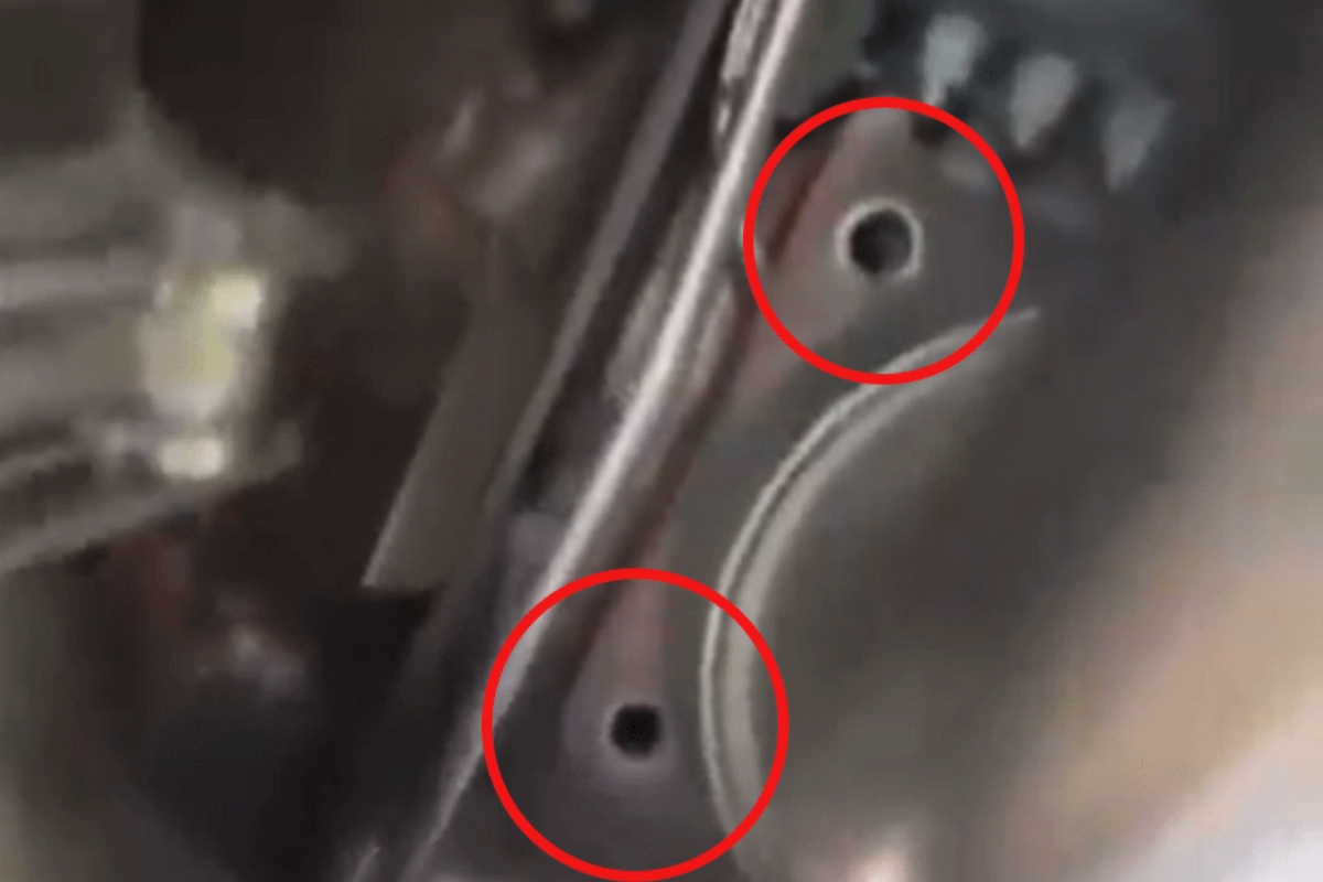 ‘Missing bolts’: Video exposes safety issue on Qantas plane
