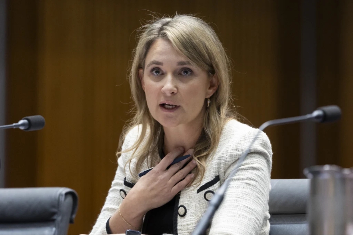 'She had to go': Ray supports the resignation of Optus CEO