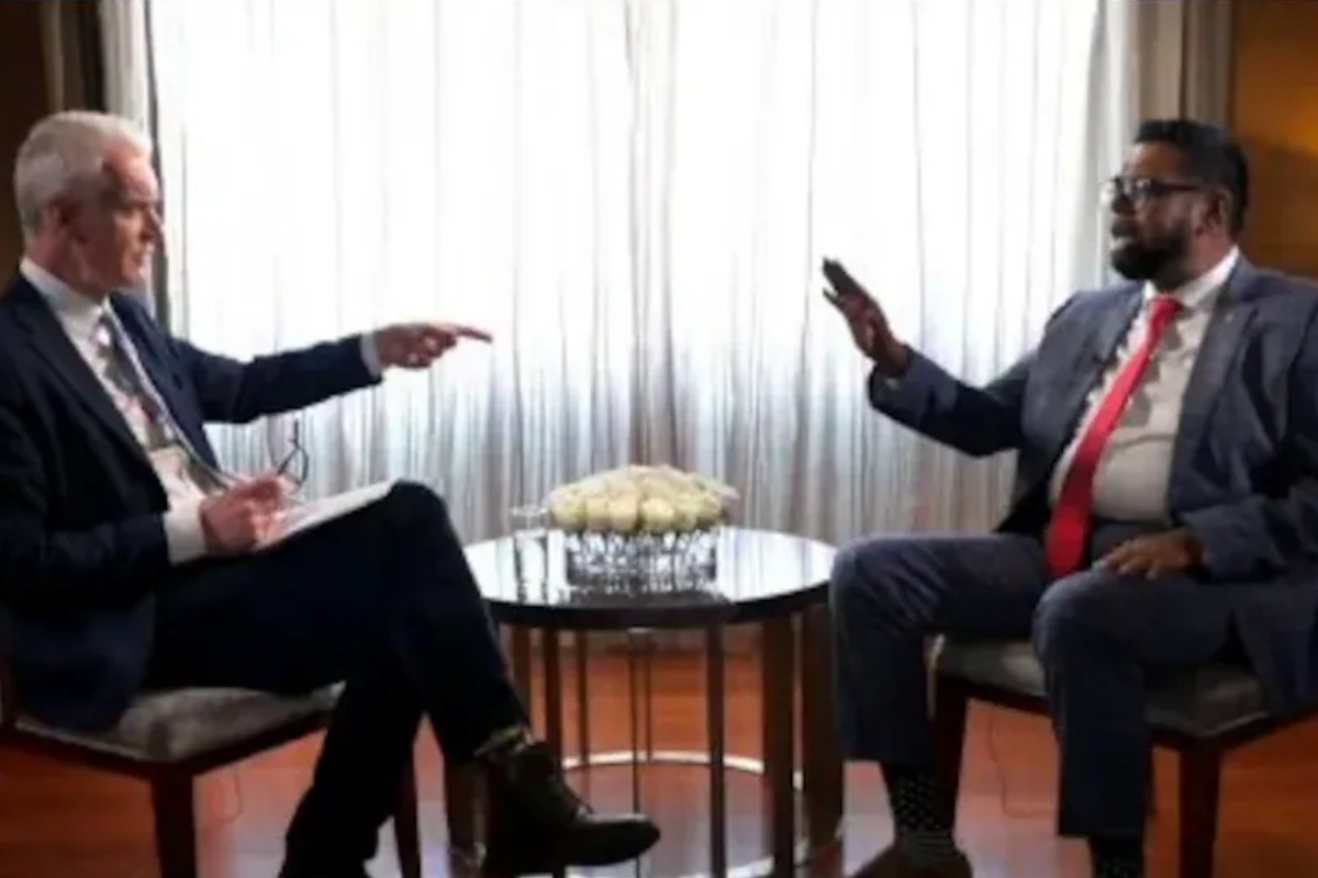 ‘Stop the fight’ - BBC journalist humiliated in train wreck interview