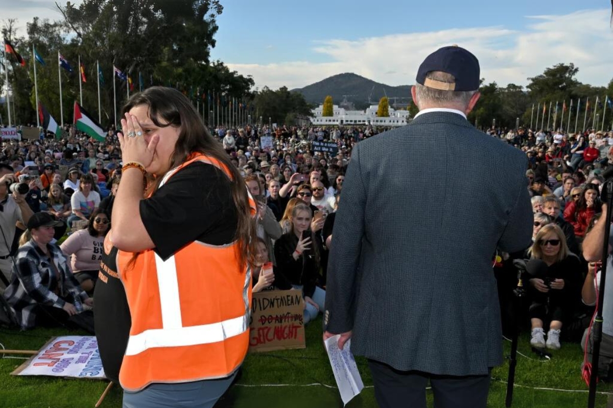 ‘Horrible’ - Witnesses accuse PM of BULLYING rally organiser
