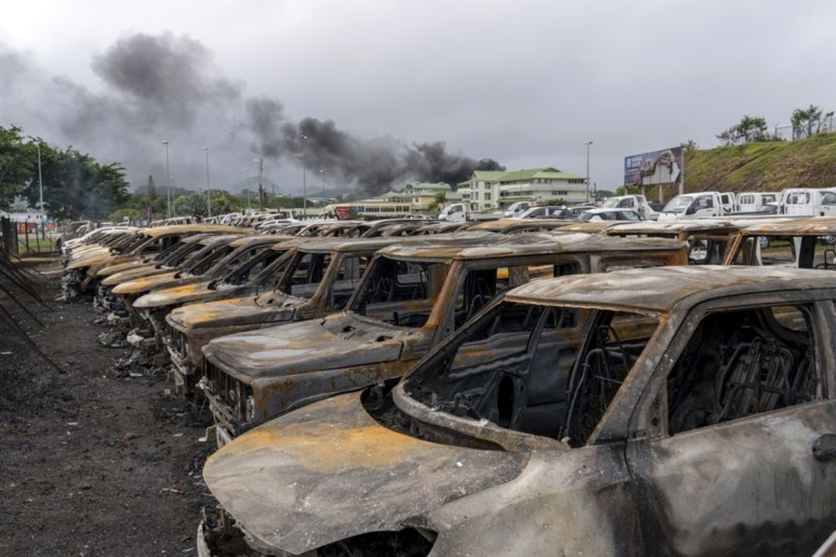 'It's hard being here' - Aussies trapped in New Caledonia amid riots